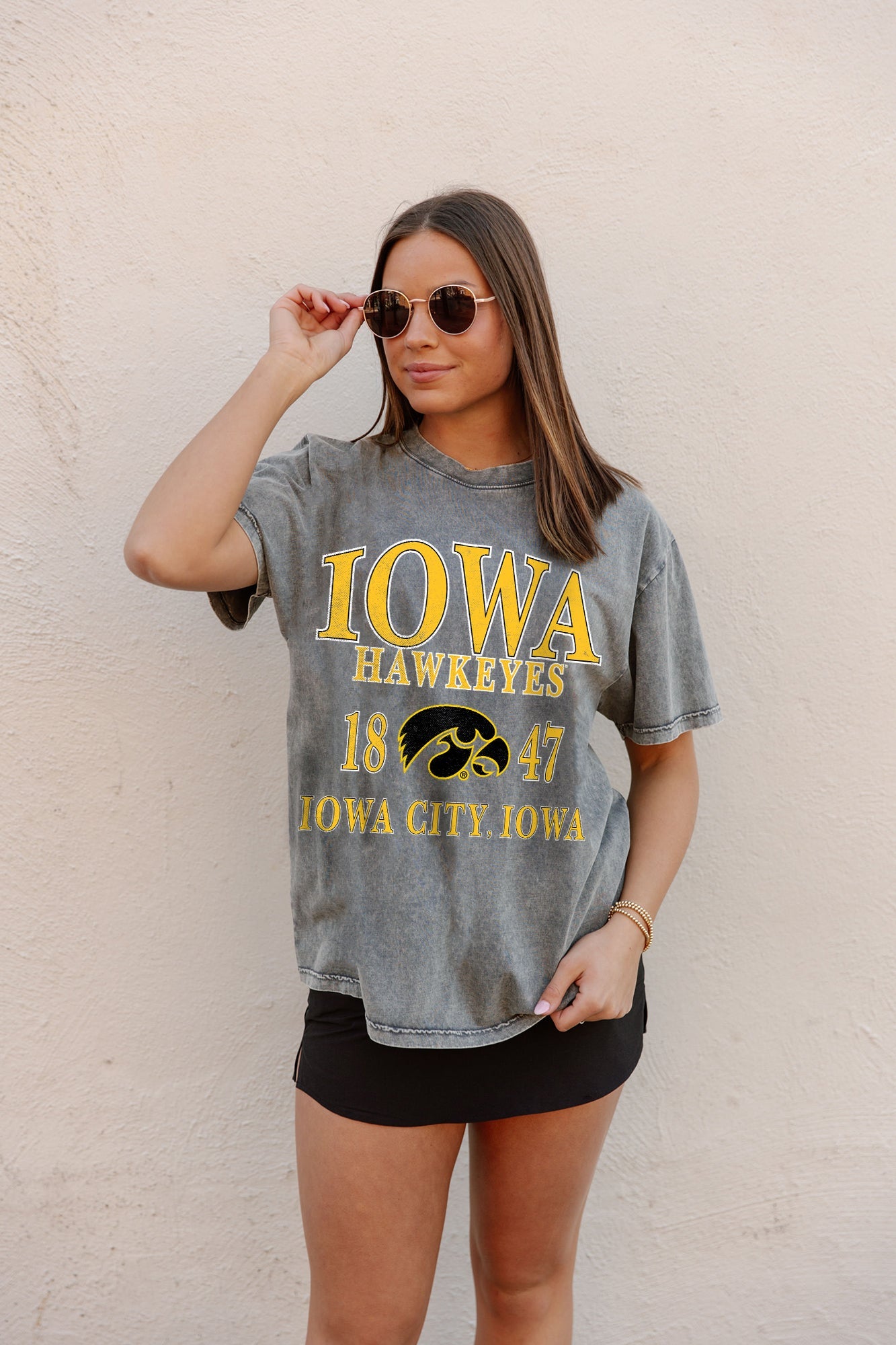 IOWA HAWKEYES Dynasty Oversized Crewneck Tee – Gameday Couture - SOHO